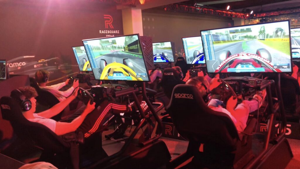 Racesquare Racing Centre | Het spectaculairste uitje!
