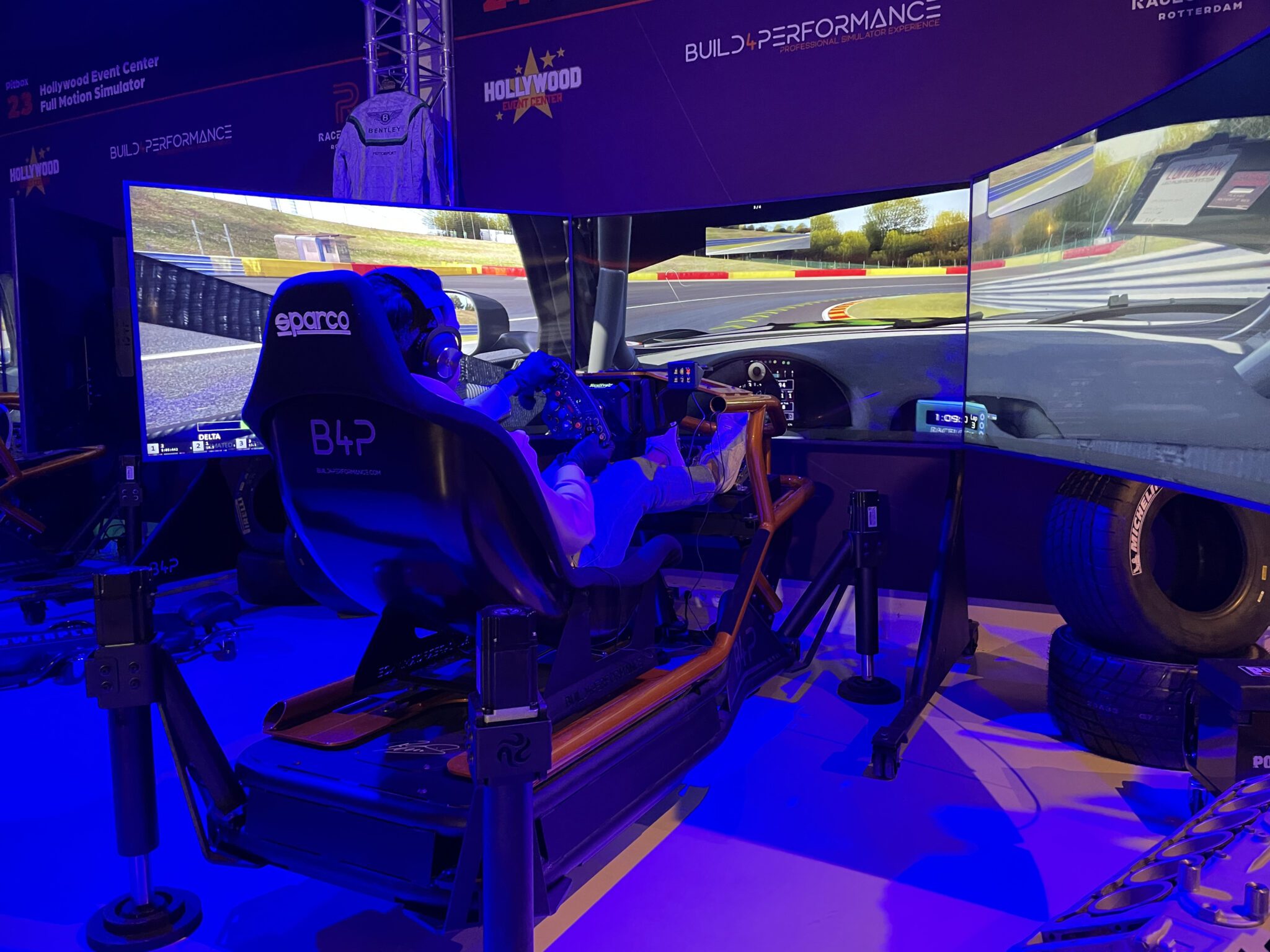 Racesquare Rotterdam - Pak jij pole position? Reserveer!