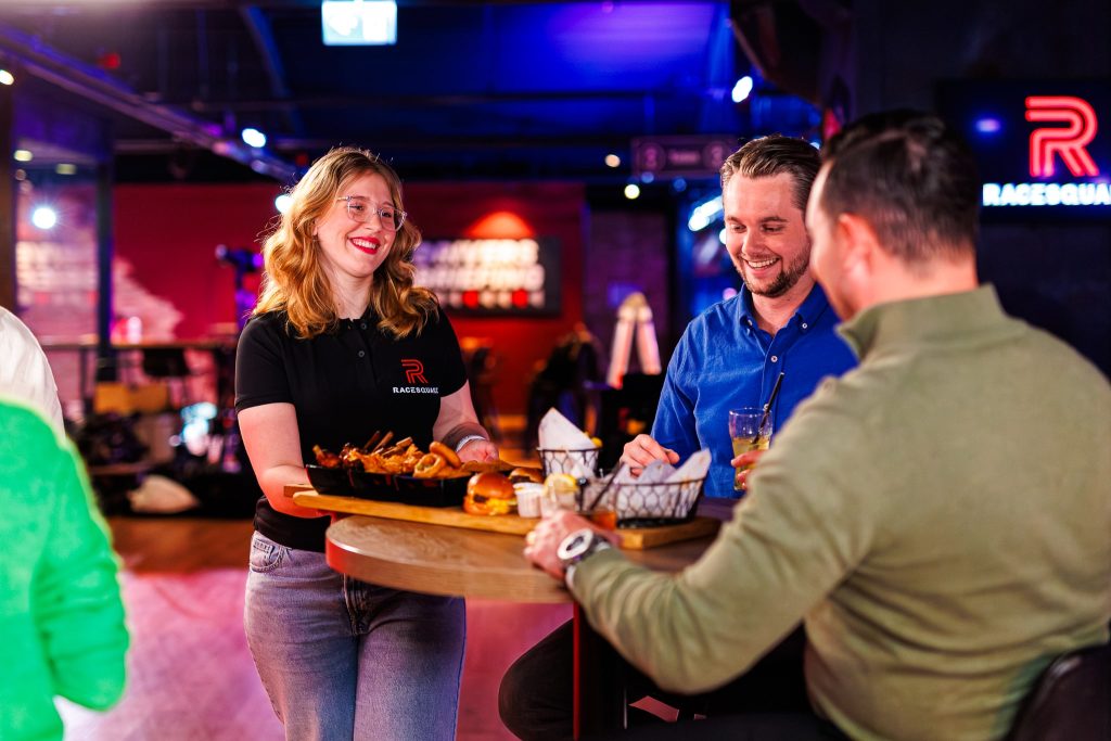 Racesquare Rotterdam - Pak jij pole position? Reserveer!