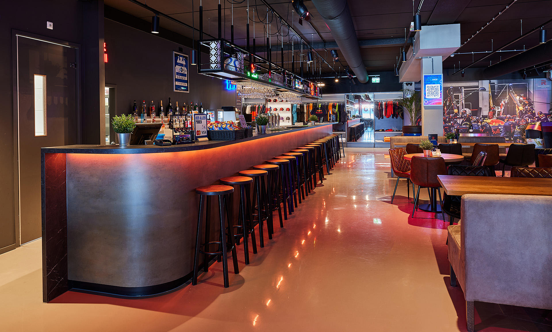 Racesquare Zwolle - Pak jij pole position? Reserveer hier!