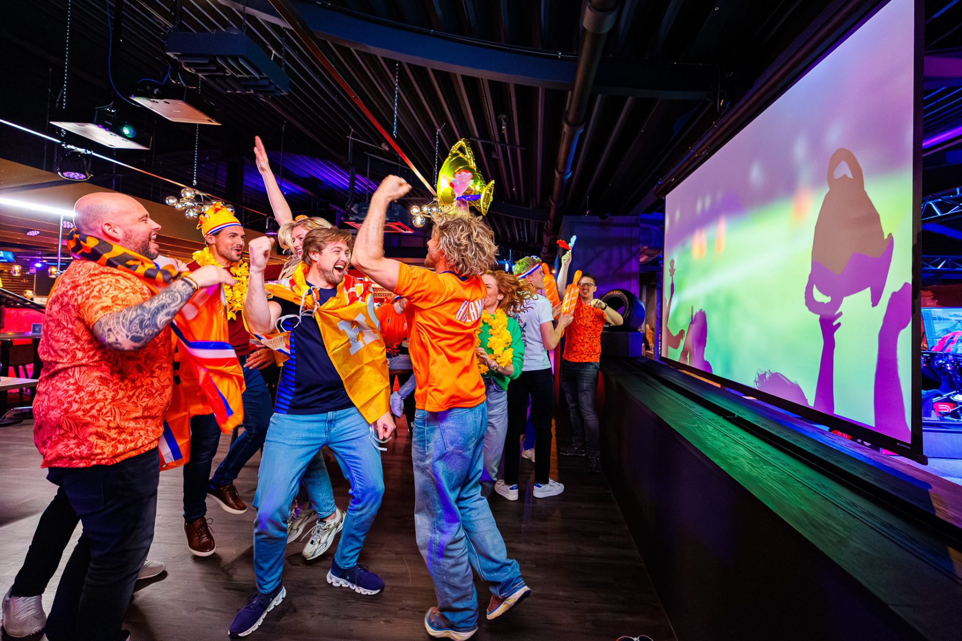 Watch live football at Racesquare
